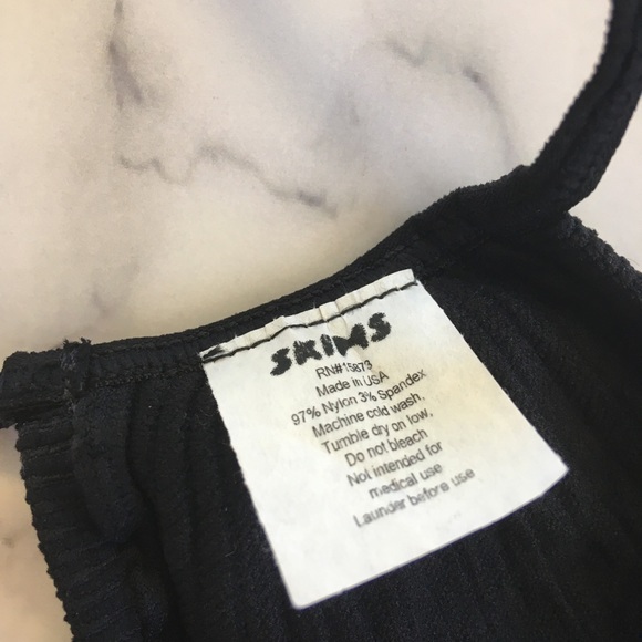 SKIMS | Accessories | Skims Face Mask | Poshmark